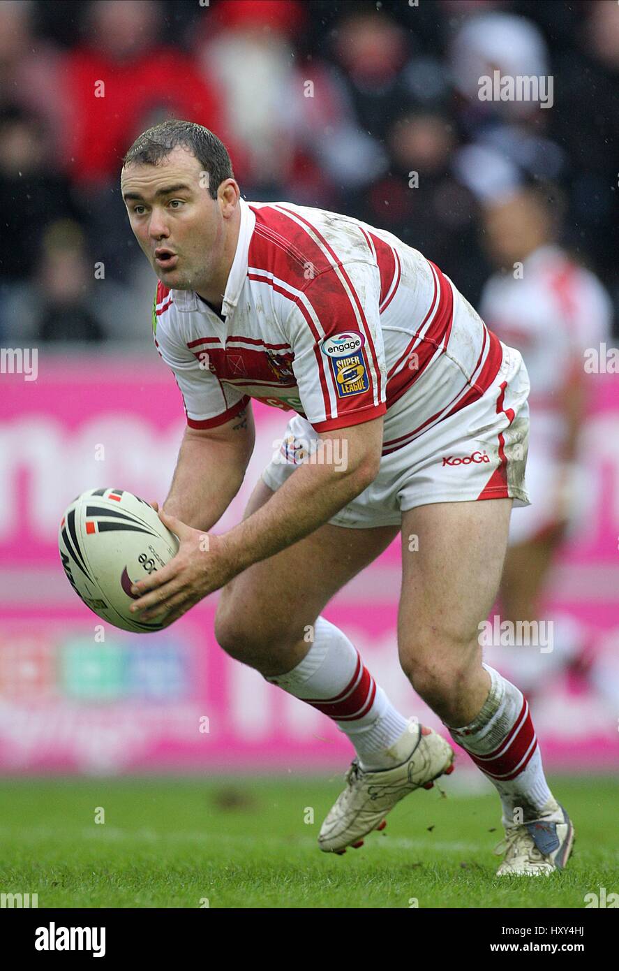 MARK RIDDELL WIGAN WARRIORS RLFC JJB STADIUM WIGAN ENGLAND 08 February ...