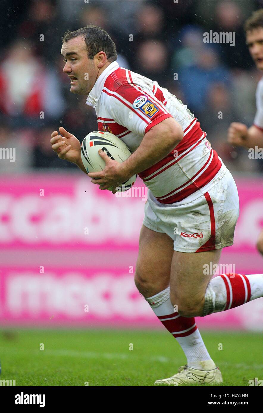 MARK RIDDELL WIGAN WARRIORS RLFC JJB STADIUM WIGAN ENGLAND 08 February ...
