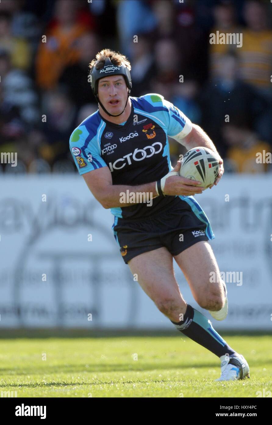 STEVE MENZIES BRADFORD BULLS RLFC THE JUNGLE CASTLEFORD ENGLAND 29 ...