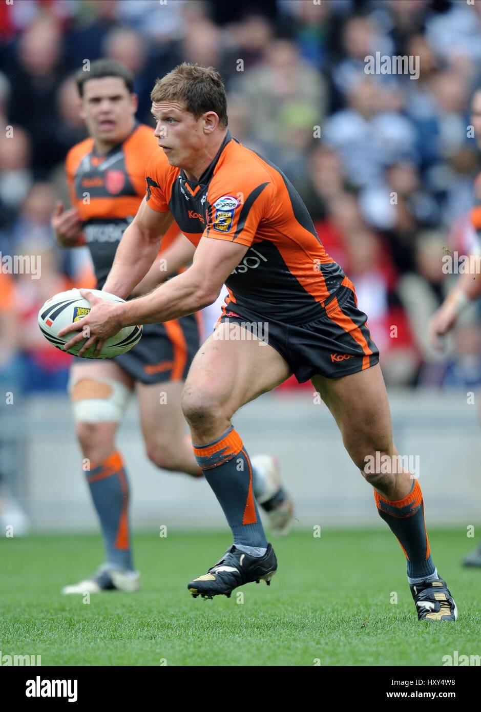 PETER FOX HULL KR KC STADIUM HULL ENGLAND 10 April 2009 Stock Photo - Alamy