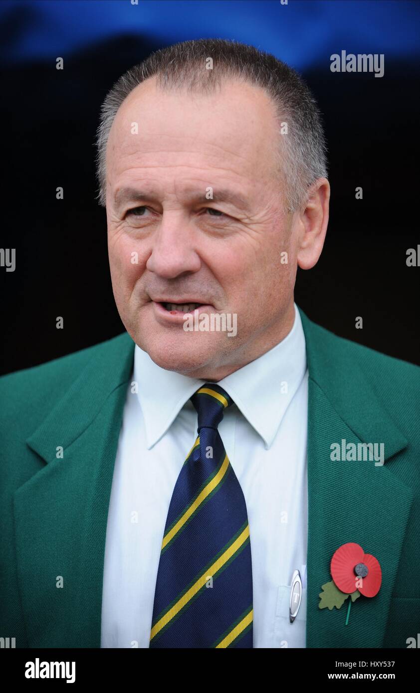 TIM SHEENS AUSTRALIA HEAD COACH DW STADIUM WIGAN ENGLAND 31 October ...