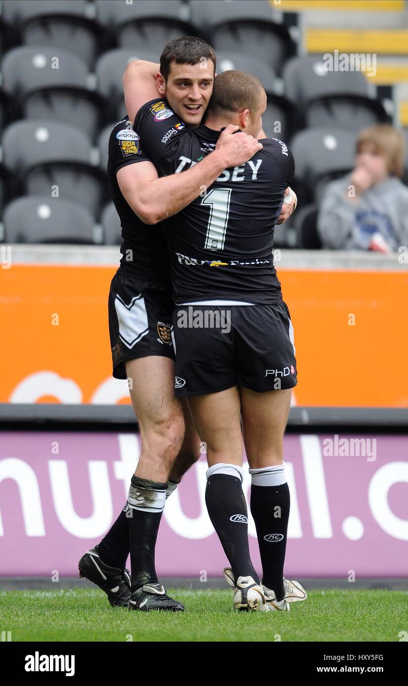 CRAIG HALL & JORDAN TANSEY HULL V WARRINGTON WOLVES KC STADIUM HULL ...