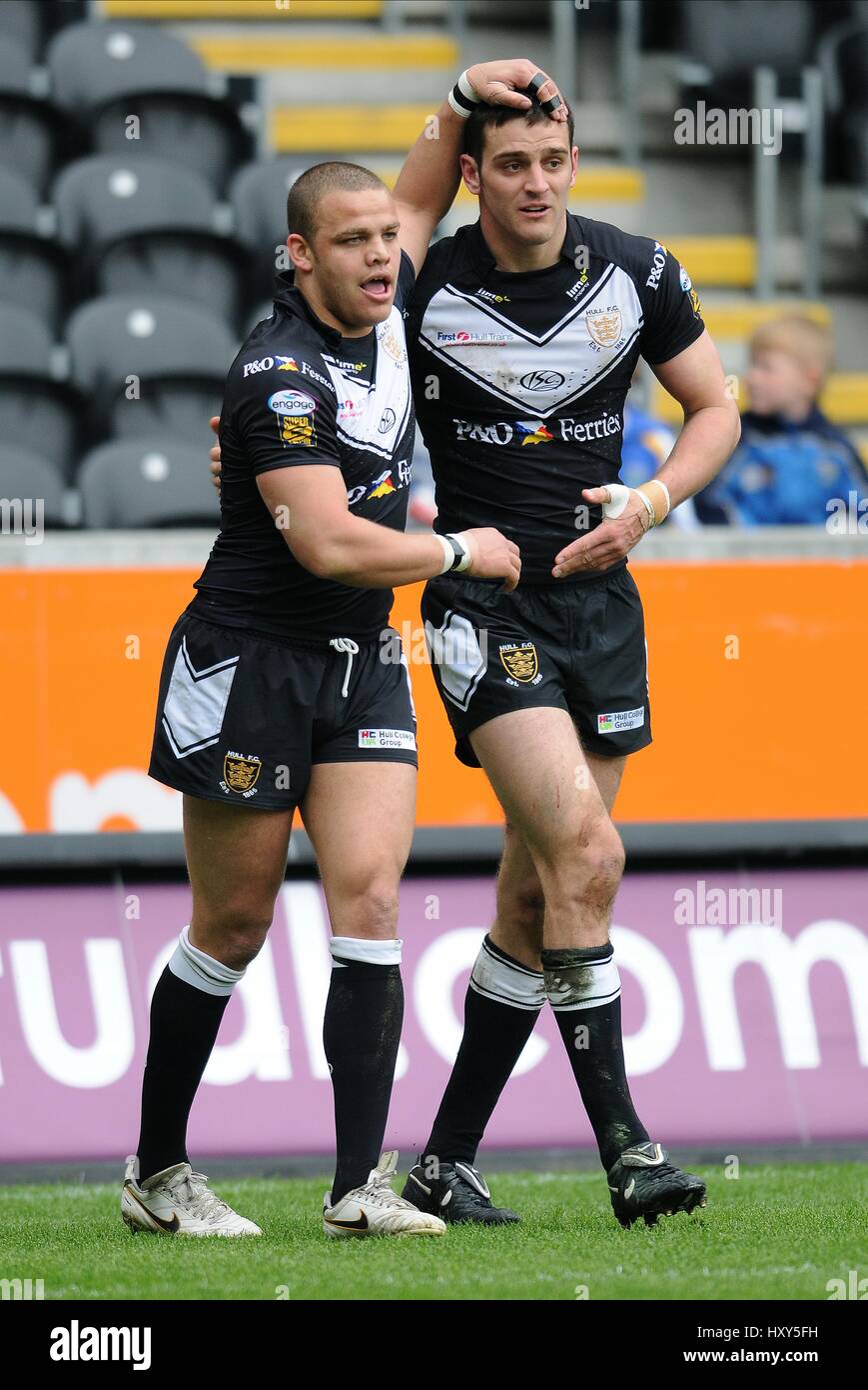 JORDAN TANSEY & CRAIG HALL HULL V WARRINGTON WOLVES KC STADIUM HULL ...
