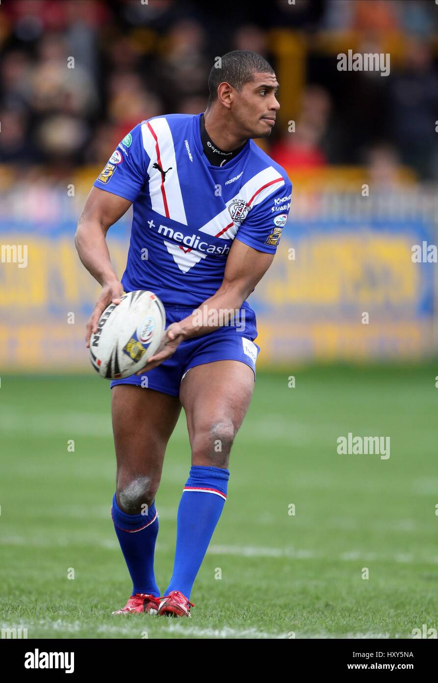 LEON PRYCE ST.HELENS RLFC ST.HELENS RLFC THE JUNGLE CASTLEFORD ENGLAND ...