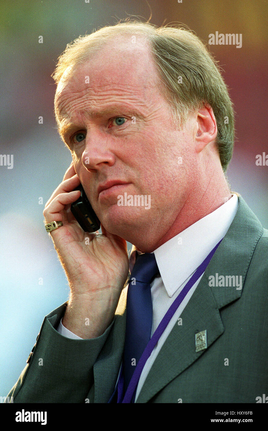 David davies hi-res stock photography and images - Alamy