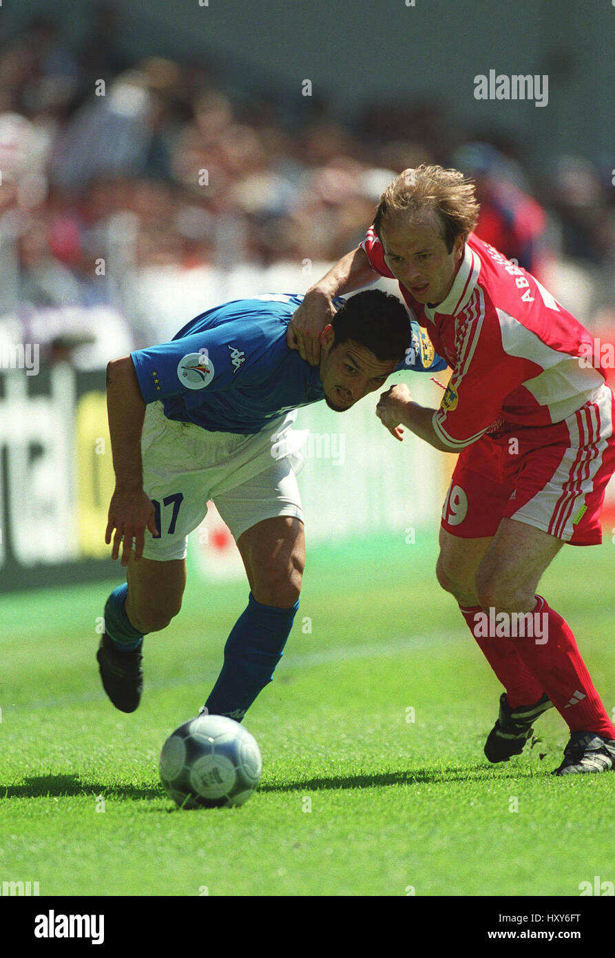 Italy turkey 2000 hi-res stock photography and images - Alamy