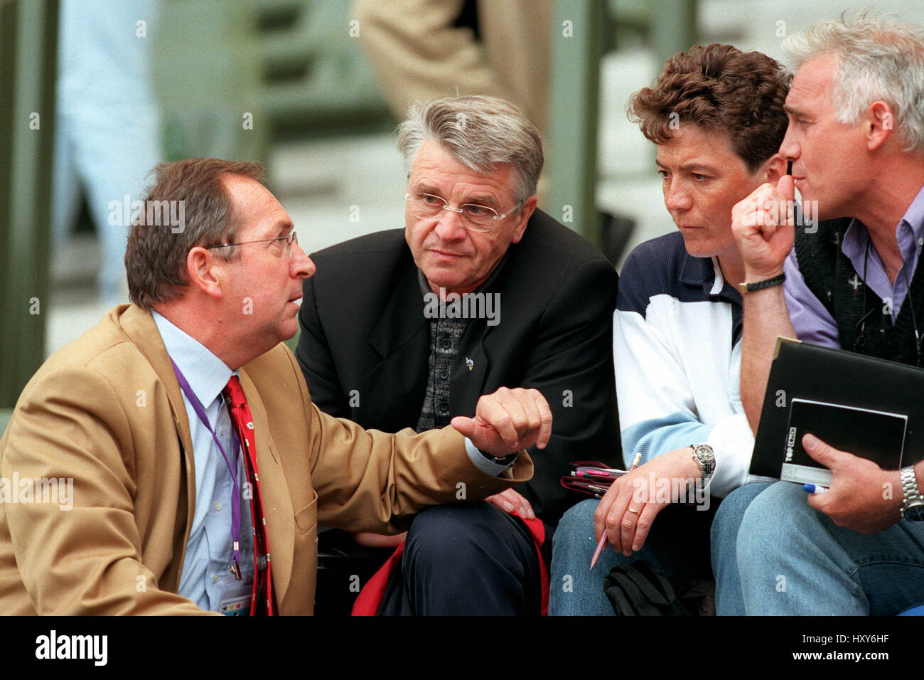 GERARD HOULLIER & AIME JACQUET FORMER FRENCH MANAGERS 10 June 2000 ...