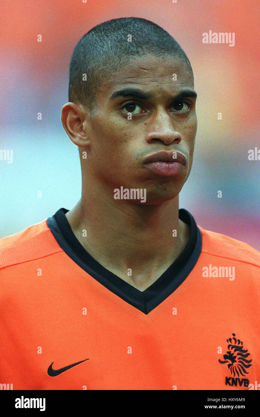 MICHAEL REIZIGER HOLLAND & FC BARCELONA 11 June 2000 Stock Photo - Alamy