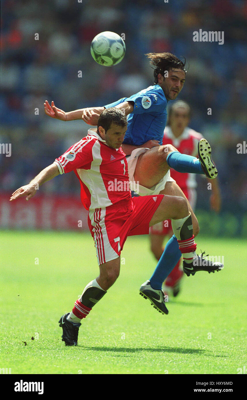 STEFANO FIORE & BURUK OKAN TURKEY V ITALY 11 June 2000 Stock Photo - Alamy