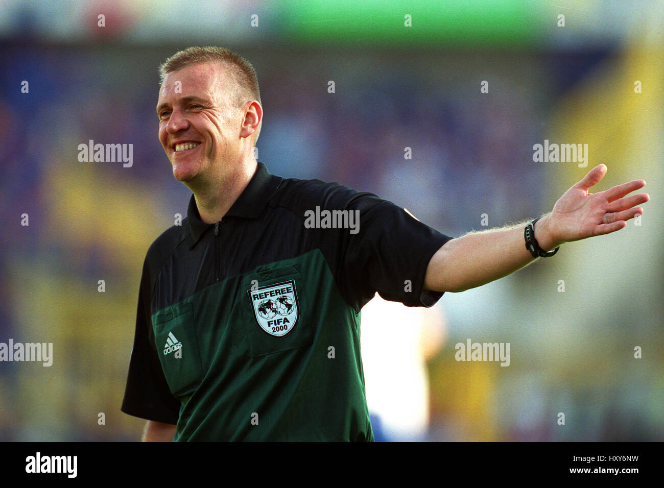 GRAHAM POLL FIFA REFEREE 16 June 2000 Stock Photo - Alamy