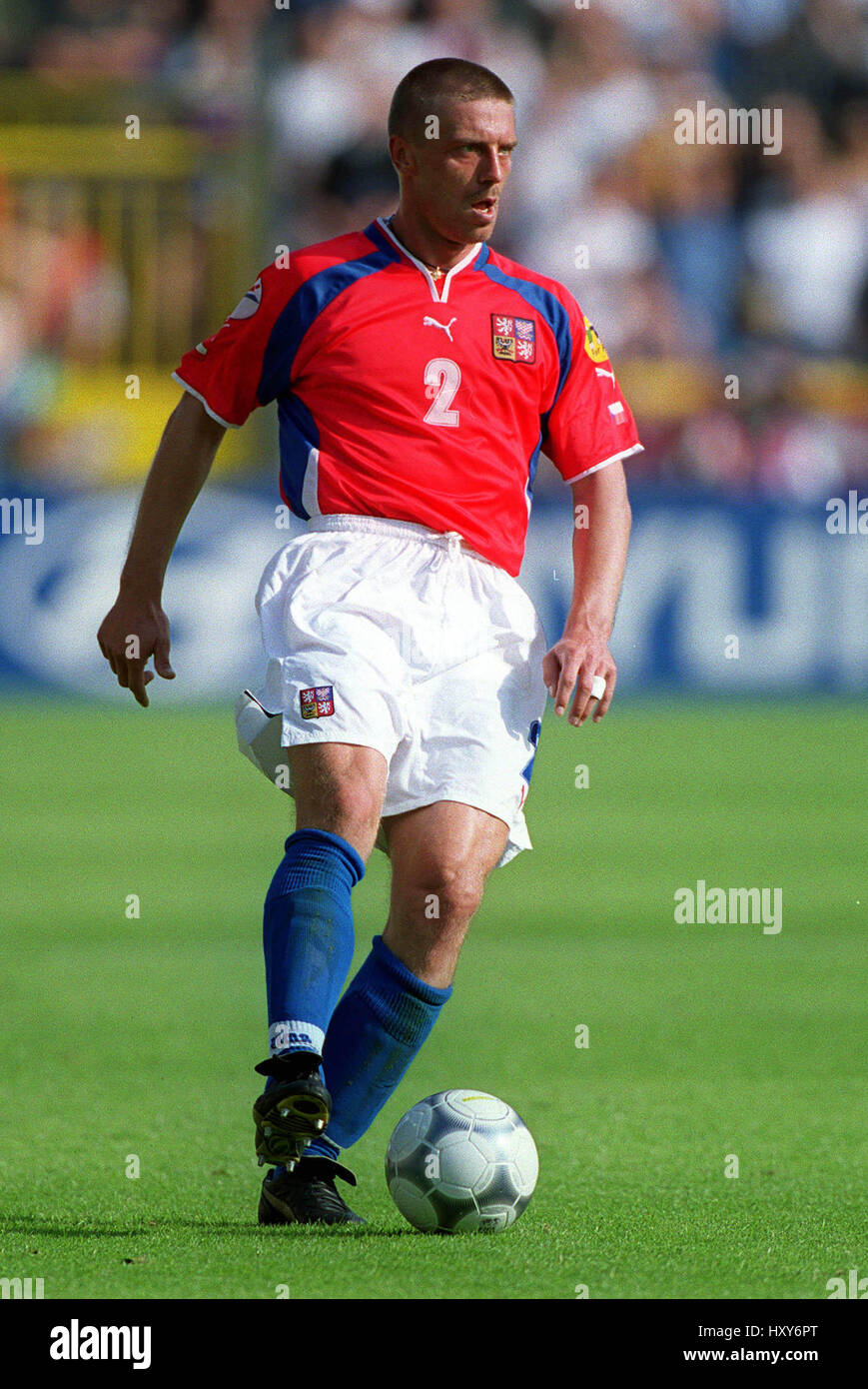 TOMAS REPKA CZECH REPUBLIC & FIORENTINA 16 June 2000 Stock Photo - Alamy