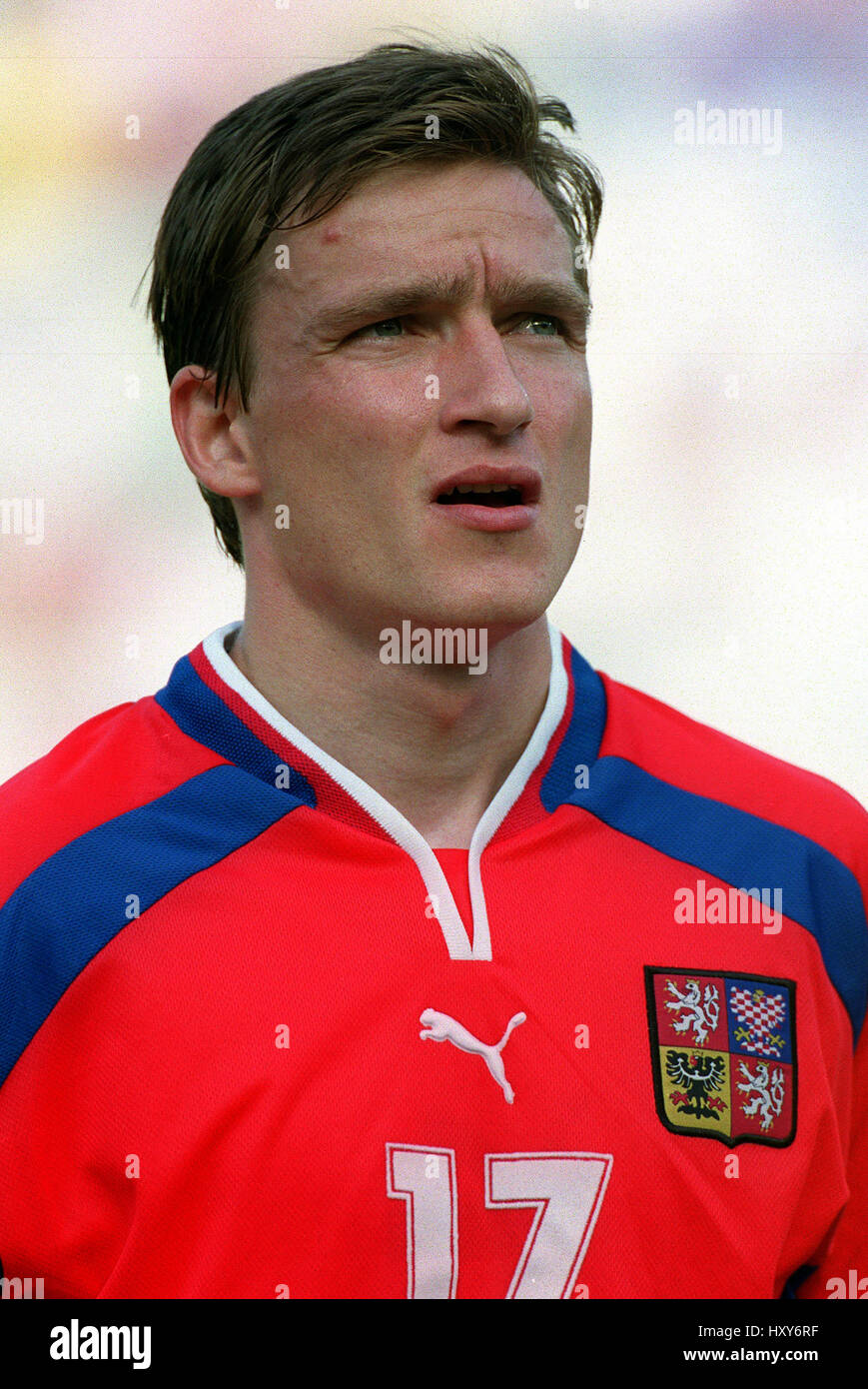Vladimir smicer czech republic liverpool hi-res stock photography and ...
