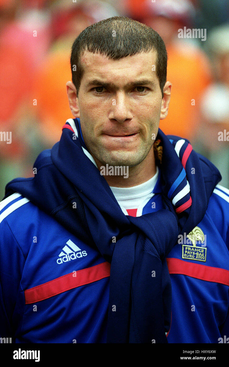 Zinedine zidane france 2000 hi-res stock photography and images - Alamy