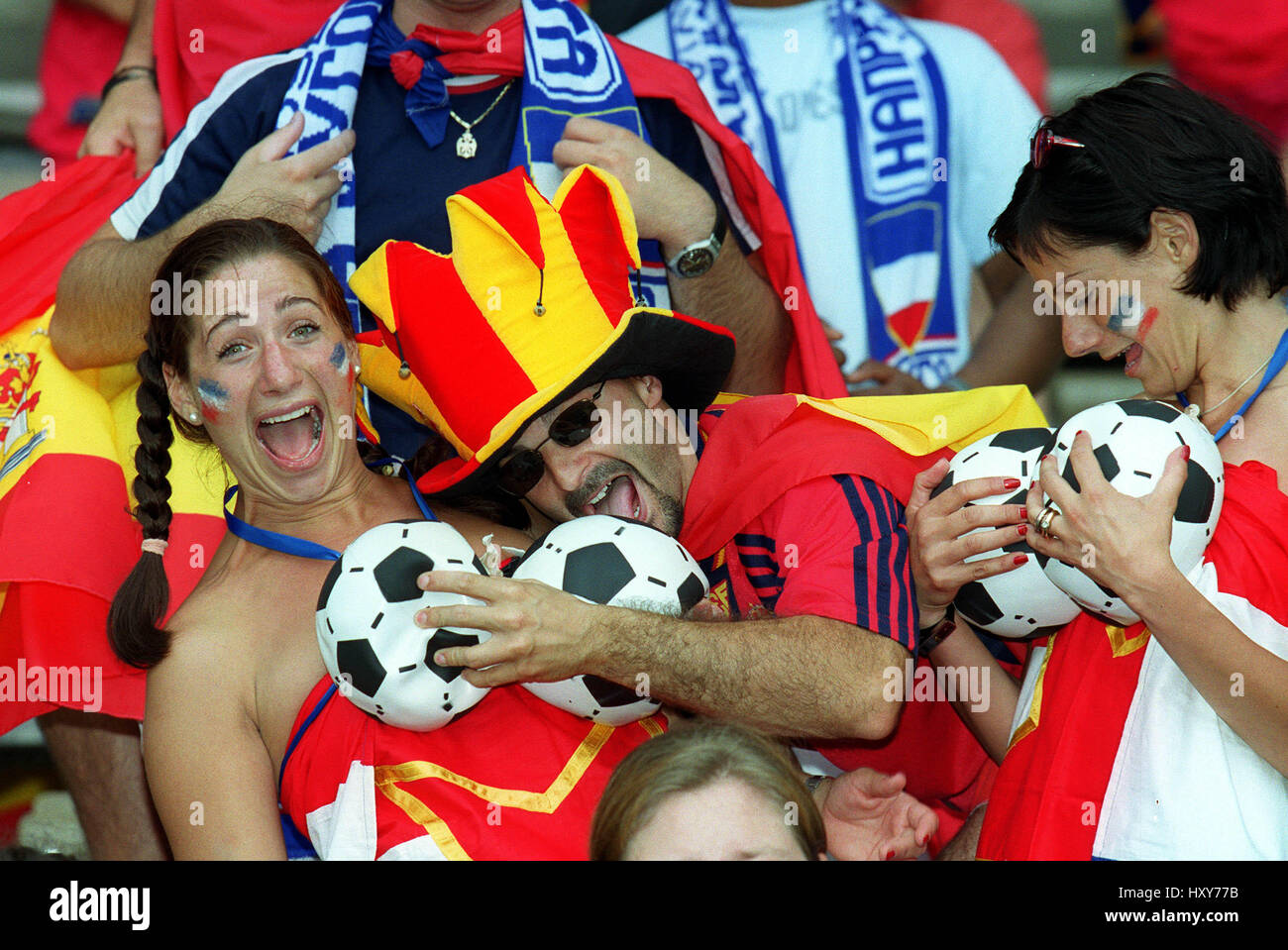 YUGOSLAVIA FOOTBALL FANS FOOTBALL FANS EURO 2000 21 June 2000 Stock ...