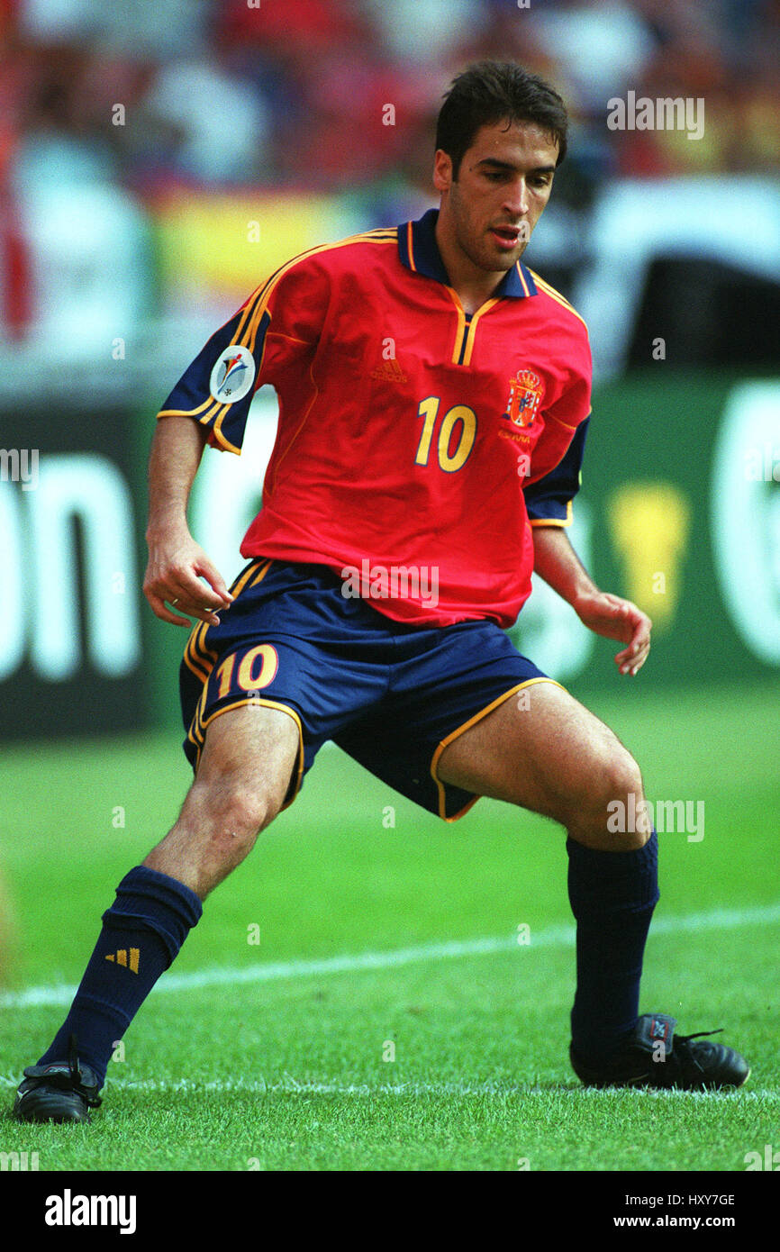 RAUL SPAIN & REAL MADRID 18 June 2000 Stock Photo - Alamy