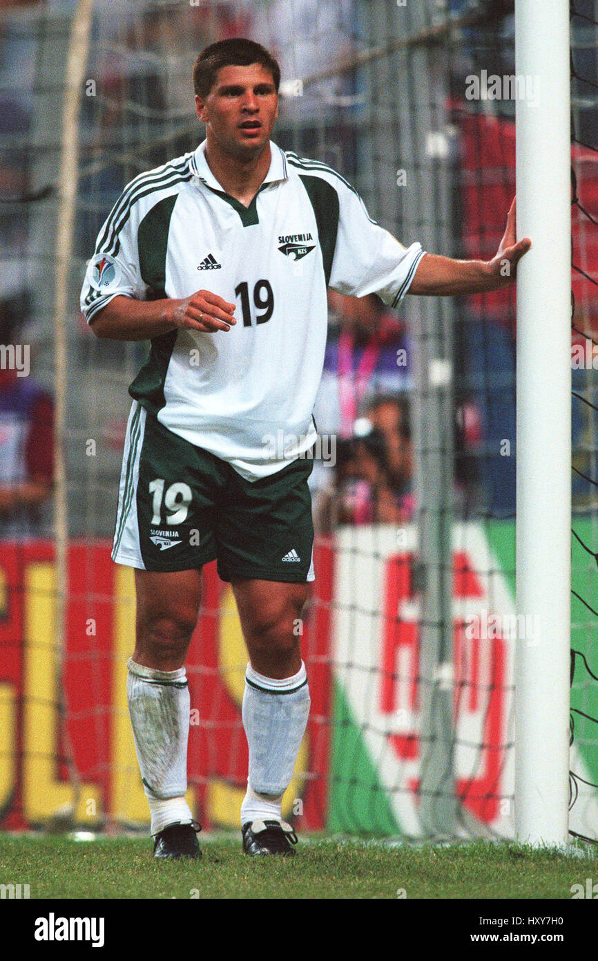 AMIR KARIC SLOVENIA 13 June 2000 Stock Photo - Alamy