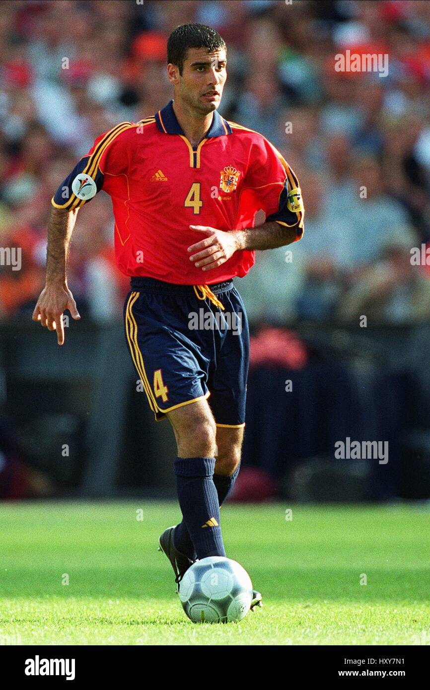 JOSEP PEP GUARDIOLA SPAIN & FC BARCELONA 13 June 2000 Stock Photo - Alamy