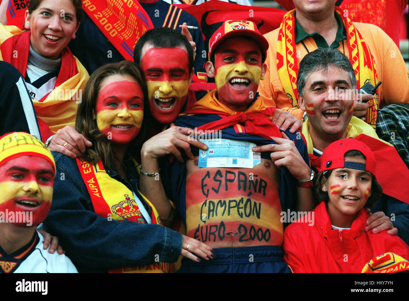 SPAIN FANS EURO 2000 SPAIN V FRANCE 25 June 2000 Stock Photo - Alamy