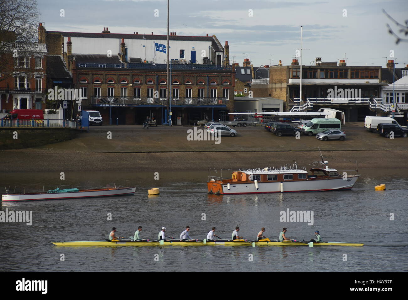 London, UK. 30th Mar, 2017. Training before the boat races at Putney ...