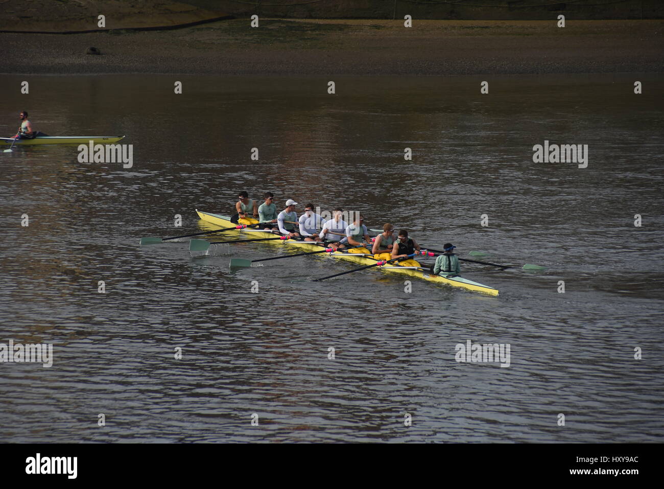 Mortlake finish line hi-res stock photography and images - Alamy