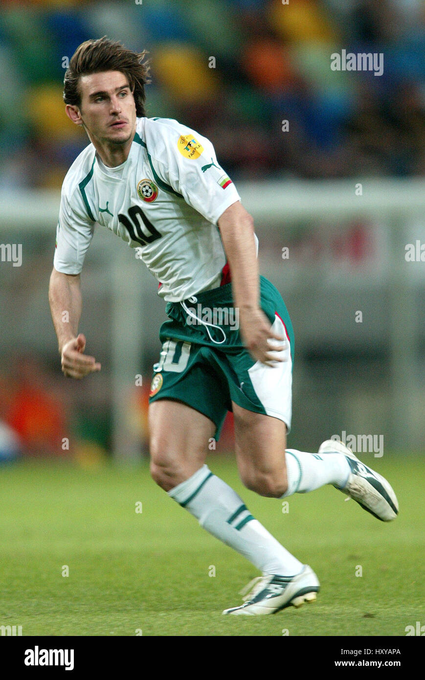 VALERI BOJINOV BULGARIA & US LECCE JOSE ALVALADE STADIUM LISBON ...