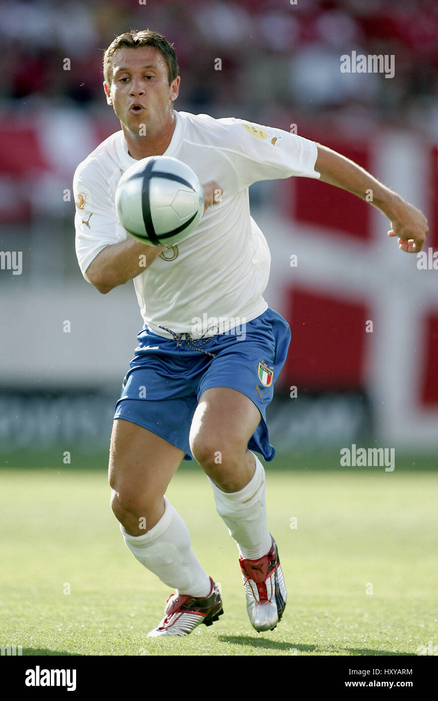 ANTONIO CASSANO ITALY & AS ROMA D. AFONSO HENRIQUES STADIUM GUIMAR├ES ...