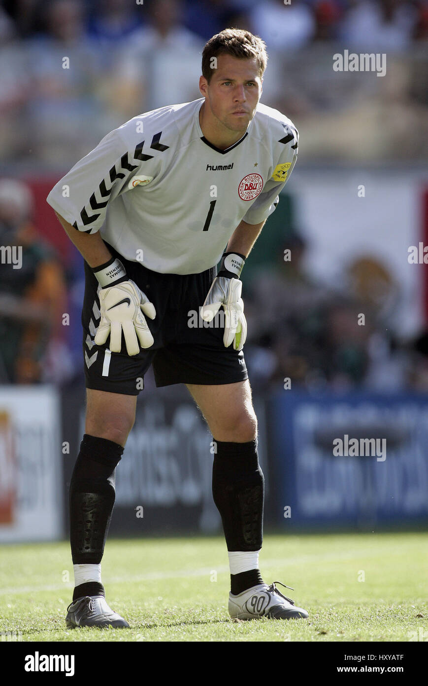 THOMAS SORENSEN DENMARK & ASTON VILLA FC D. AFONSO HENRIQUES STADIUM ...