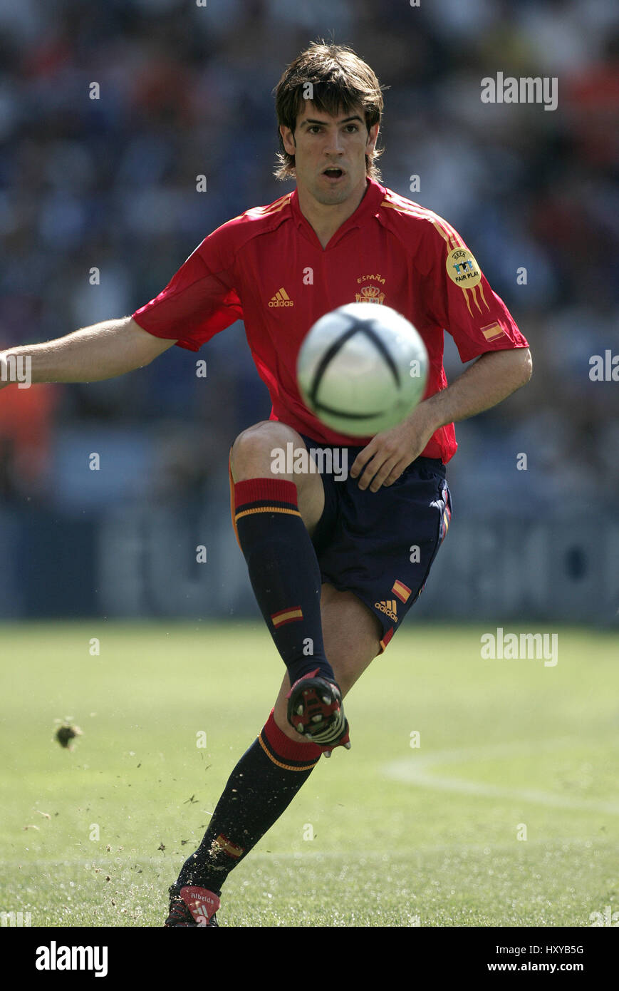 DAVID ALBELDA SPAIN & VALENCIA CF BESSA STADIUM PORTO PORTUGAL 16 June ...