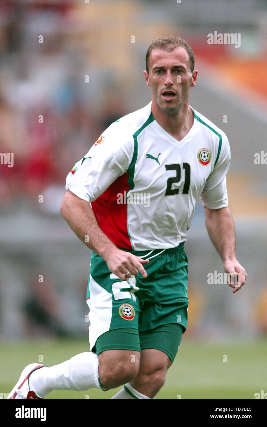 ZORAN JANKOVIC BULGARIA & DALIAN SHIDE MUNICIPAL STADIUM BRAGA PORTUGAL ...