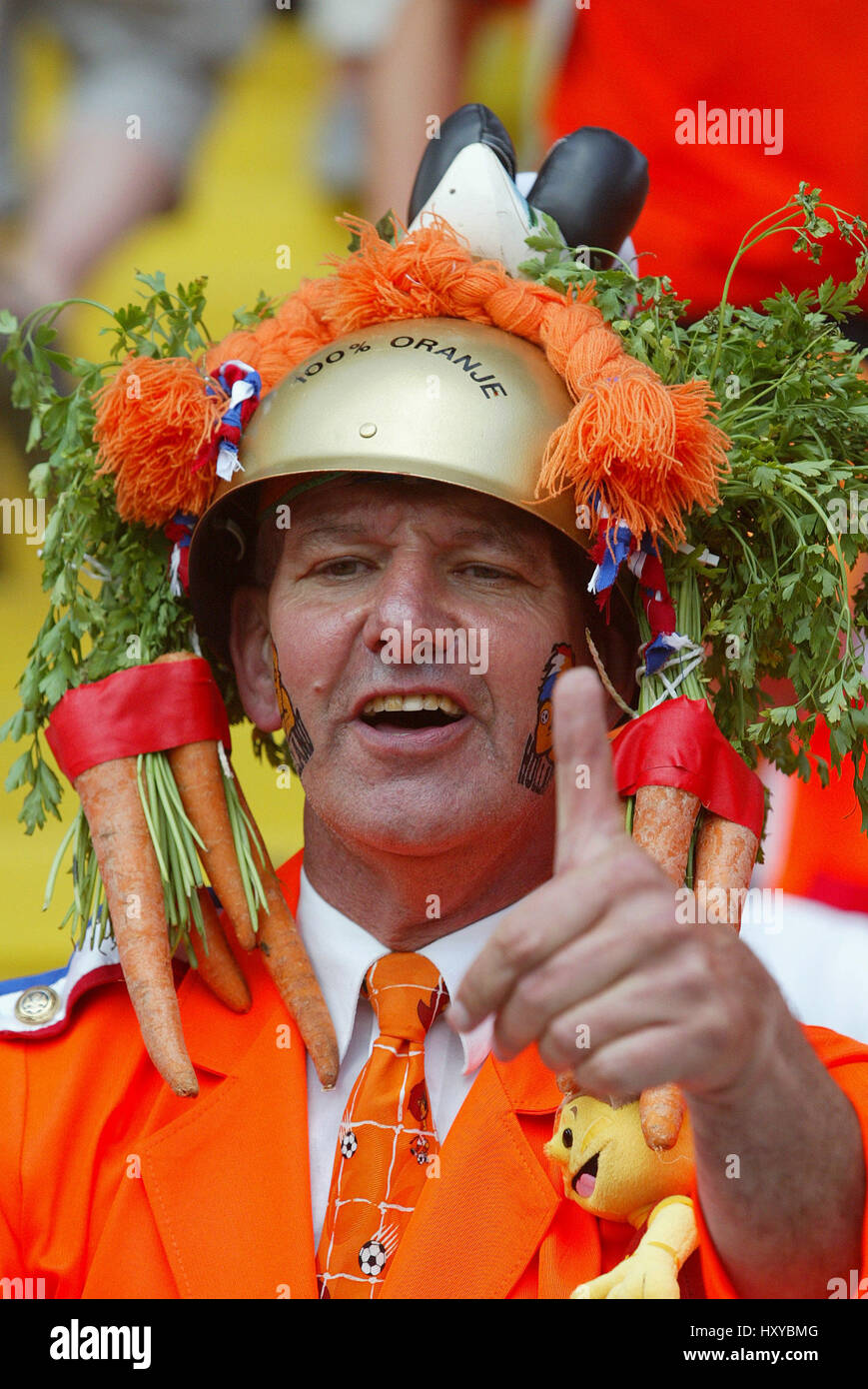 DUTCH FAN HOLLAND V CZECH REPUBLIC MUNICIPAL STADIUM AVEIRO PORTUGAL 19 ...