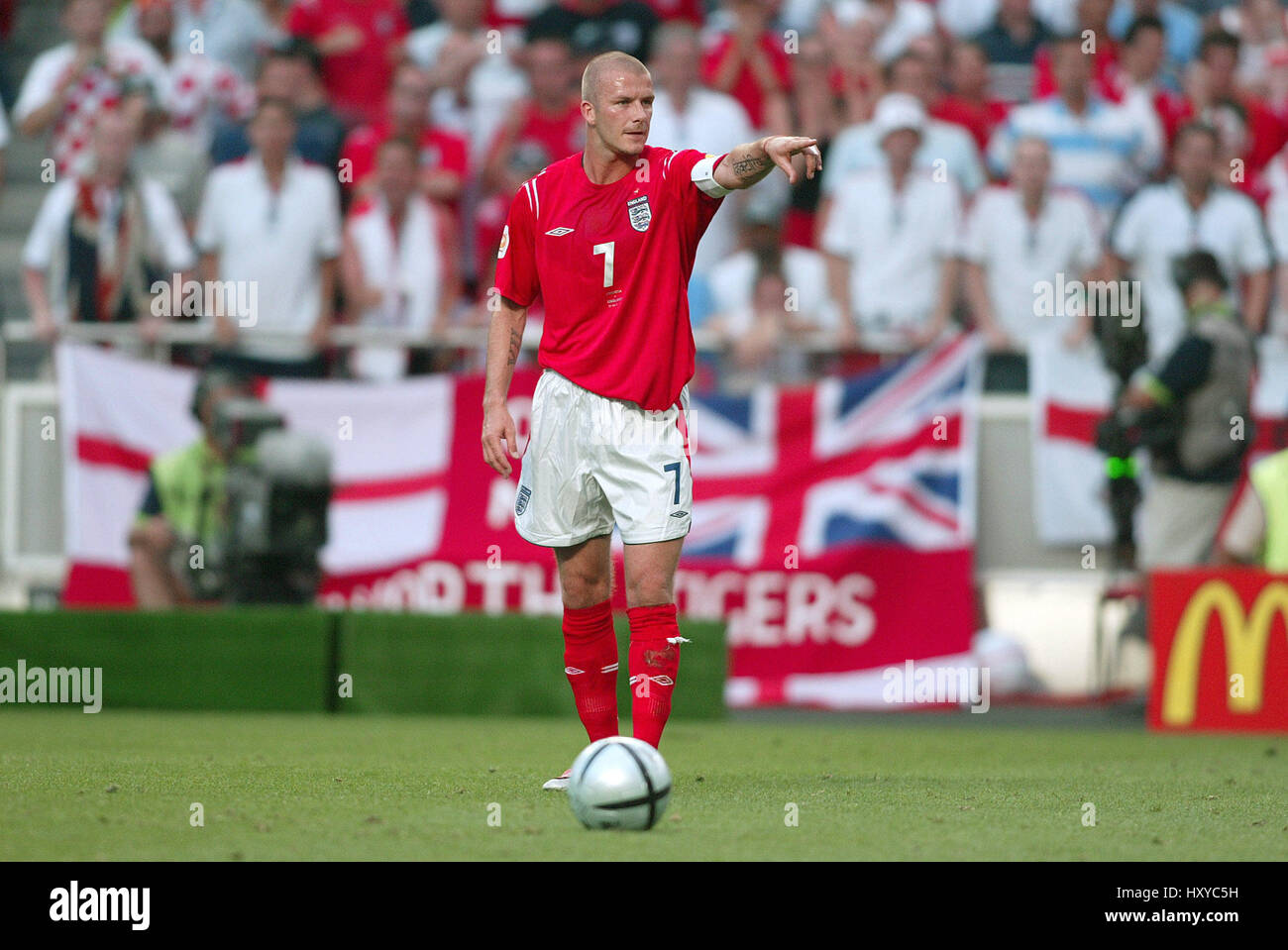 DAVID BECKHAM ENGLAND & REAL MADRID CF LUZ STADIUM LISBON PORTUGAL 21 ...