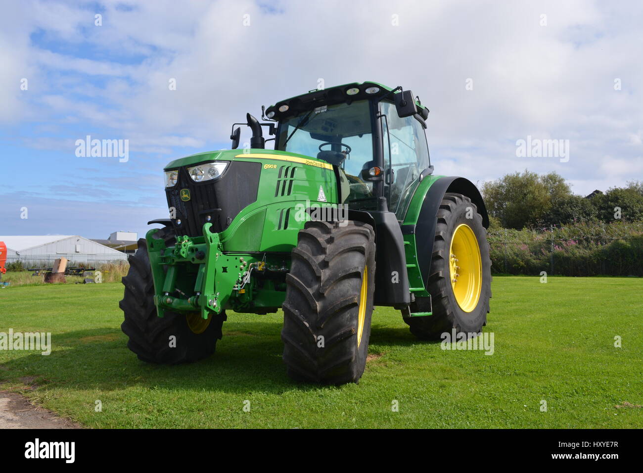 John Deere 6190R tractor Stock Photo - Alamy