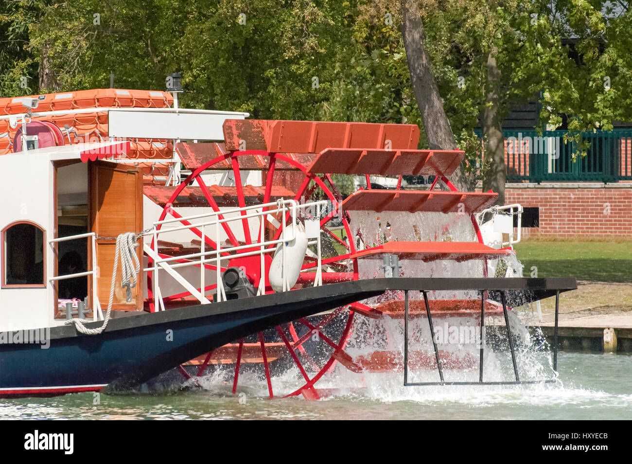 Paddleboat wheel hi-res stock photography and images - Alamy