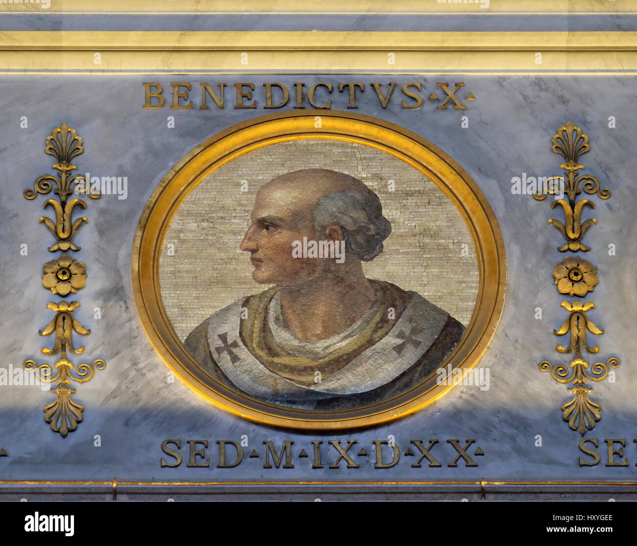 Pope benedict x hi-res stock photography and images - Alamy
