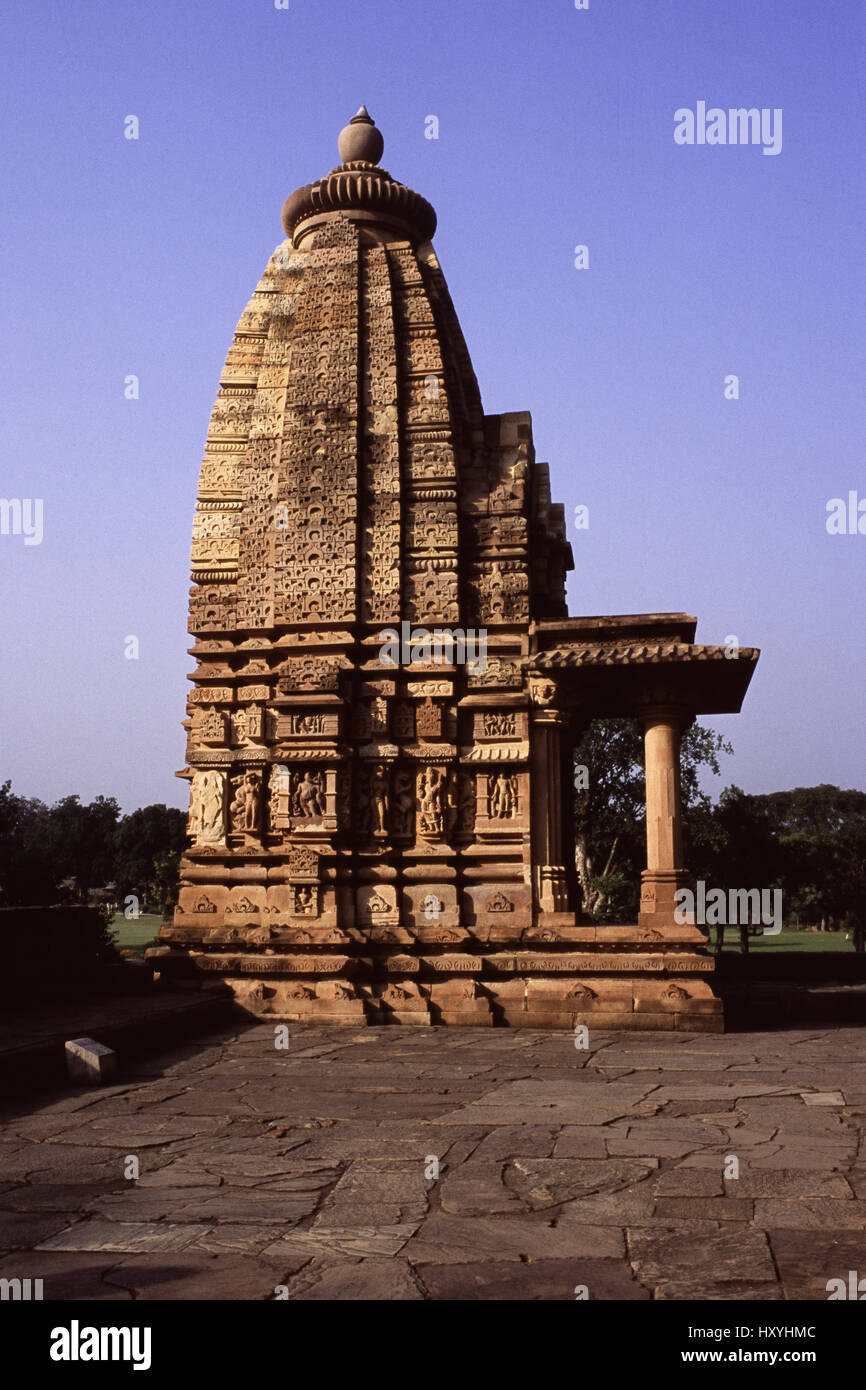 Small indian temple hi-res stock photography and images - Alamy