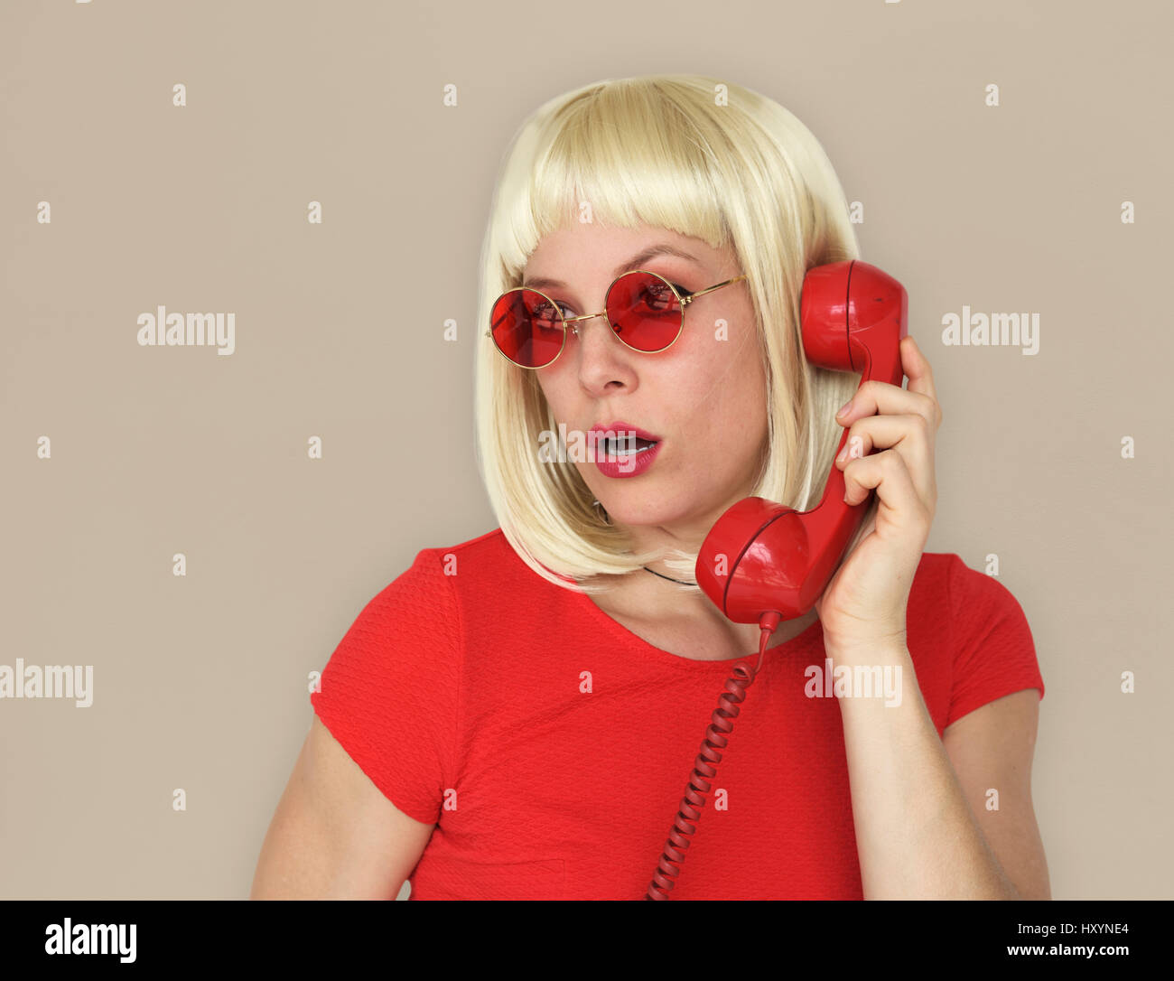 Answering tech hi-res stock photography and images - Alamy