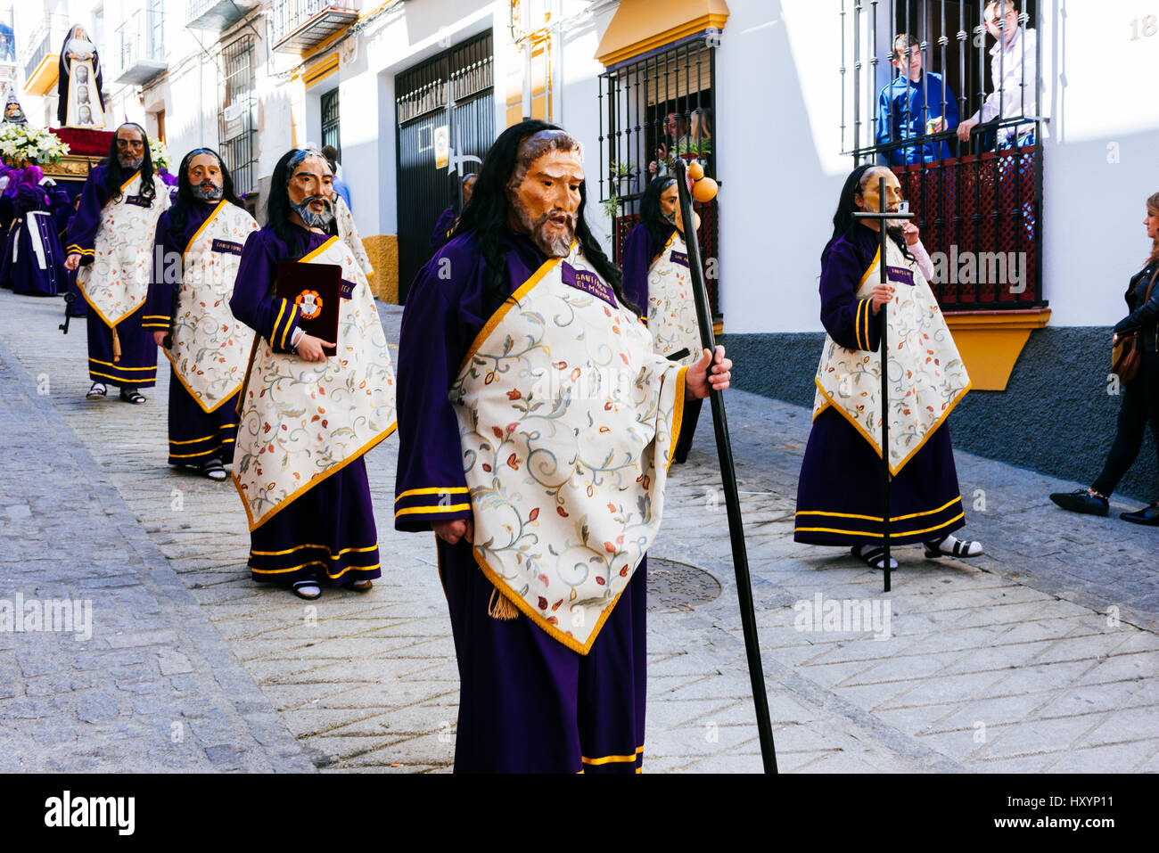 Apostles procession hi-res stock photography and images - Alamy