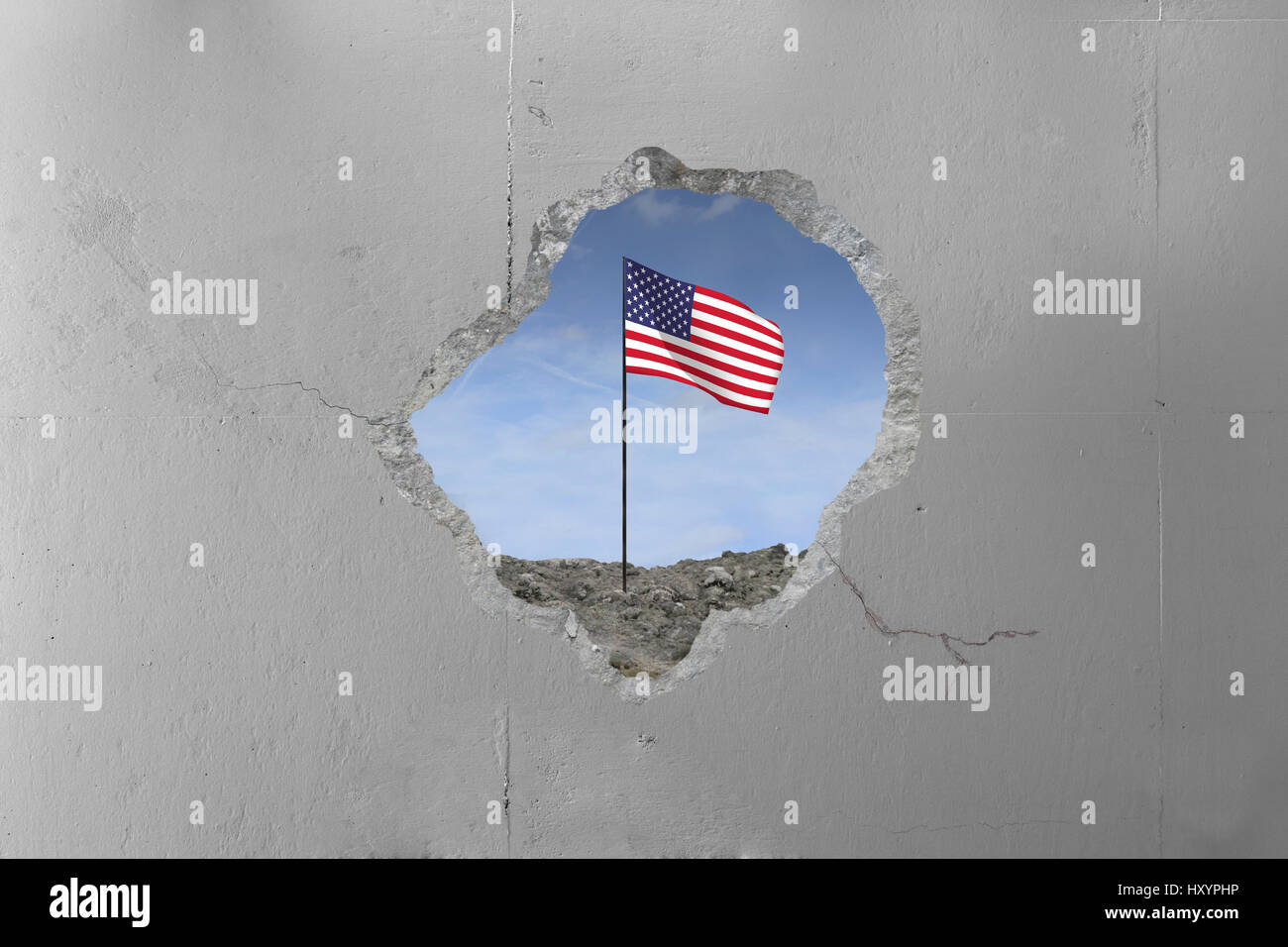 Usa flag behind a concrete wall Stock Photo - Alamy