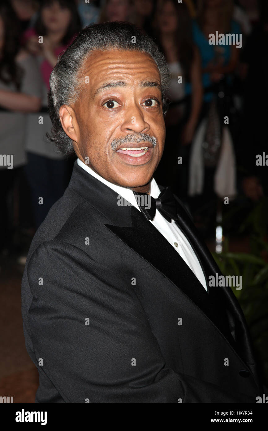 Al Sharpton arriving for the 2009 White House Correspondents Dinner on ...
