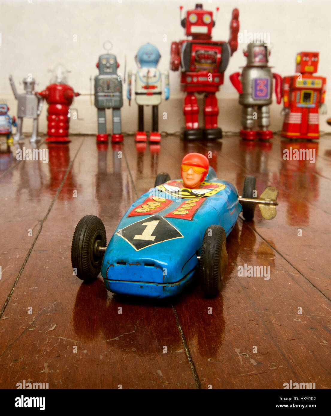 Tin Wind Up Toy Car Stock Photos & Tin Wind Up Toy Car Stock Images - Alamy