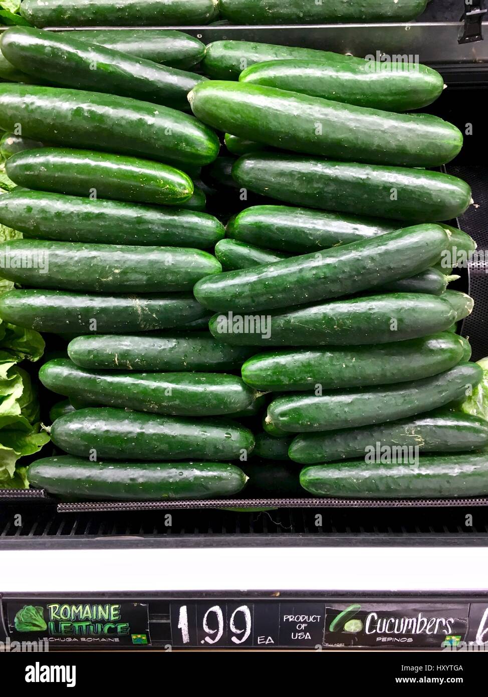 Cucumbers store hi-res stock photography and images - Alamy