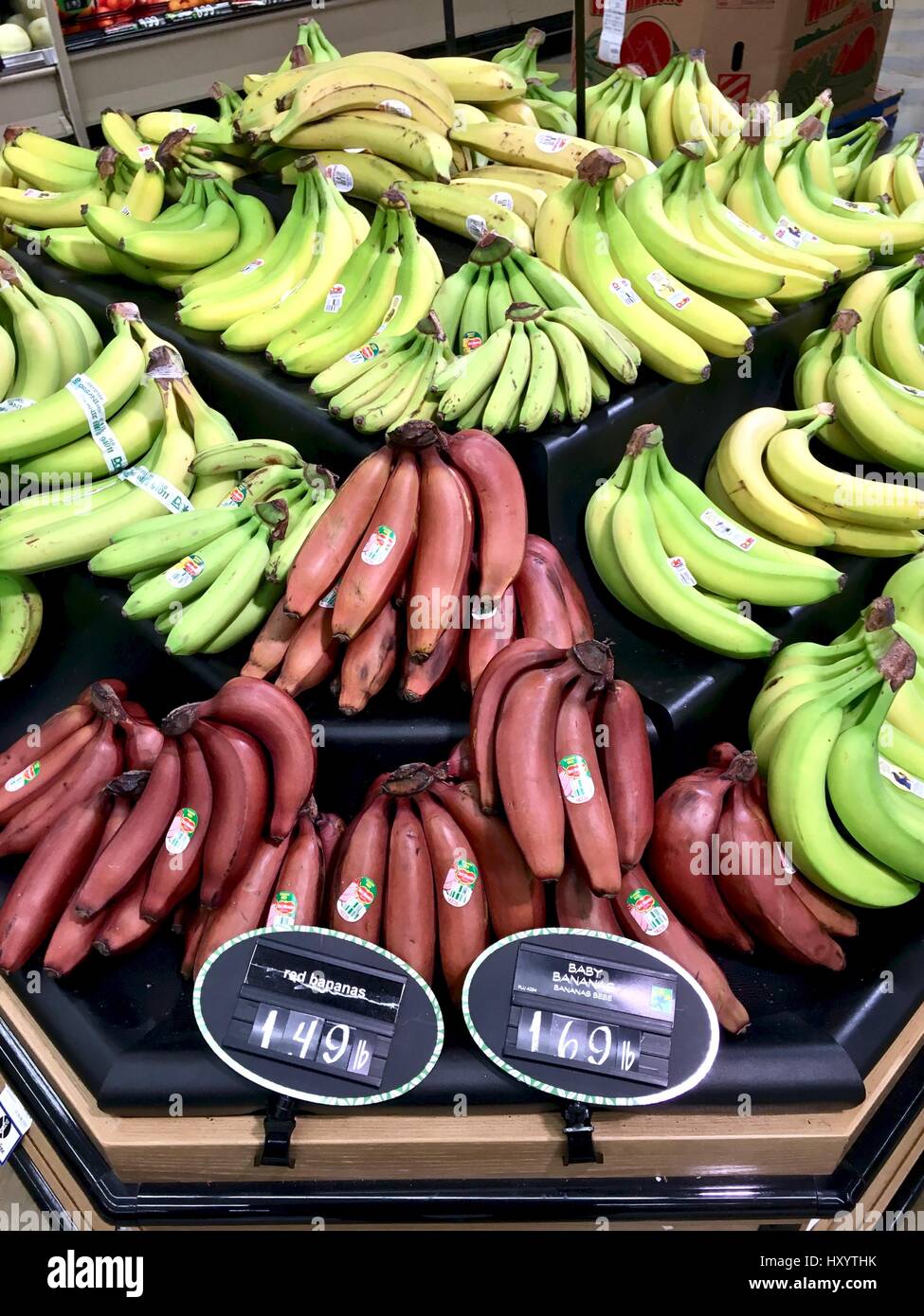 Produce section grocery store hi-res stock photography and images - Alamy