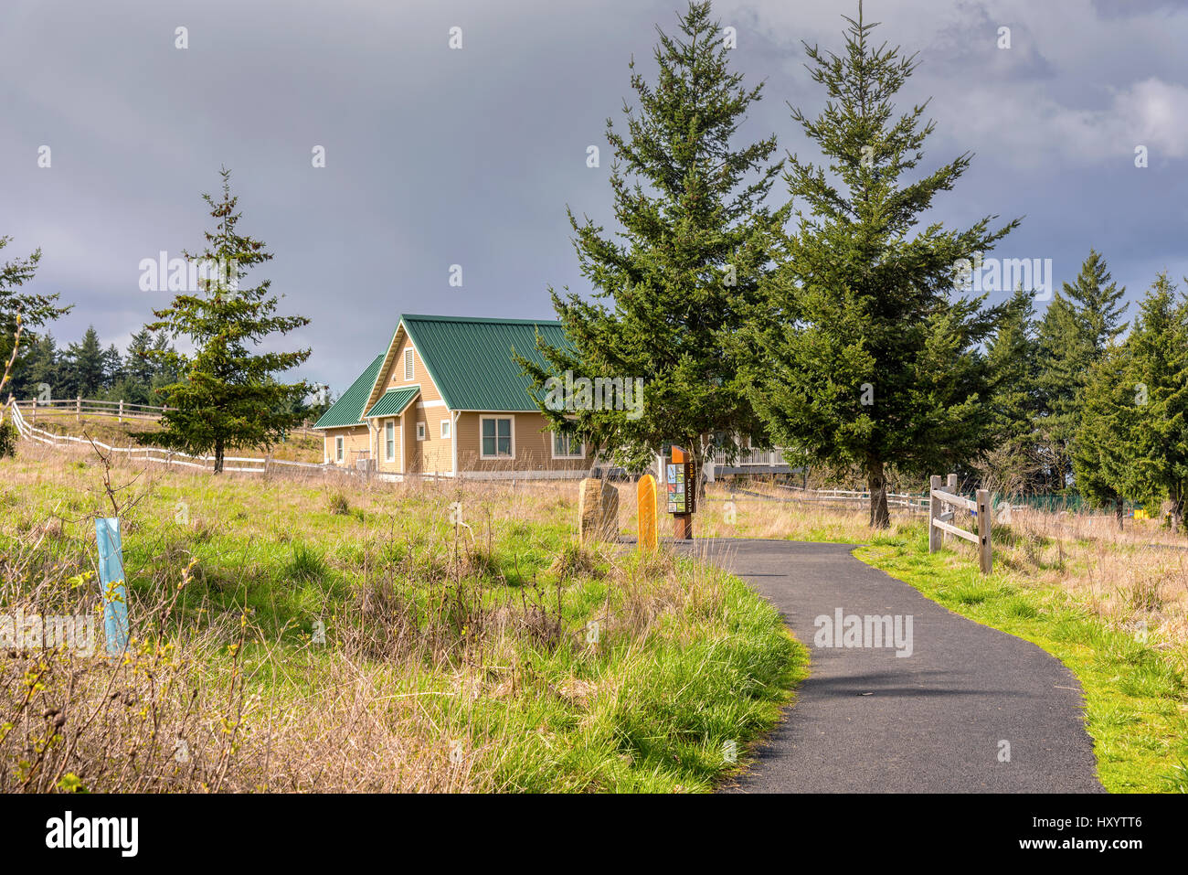 Oregon public house hi-res stock photography and images - Alamy