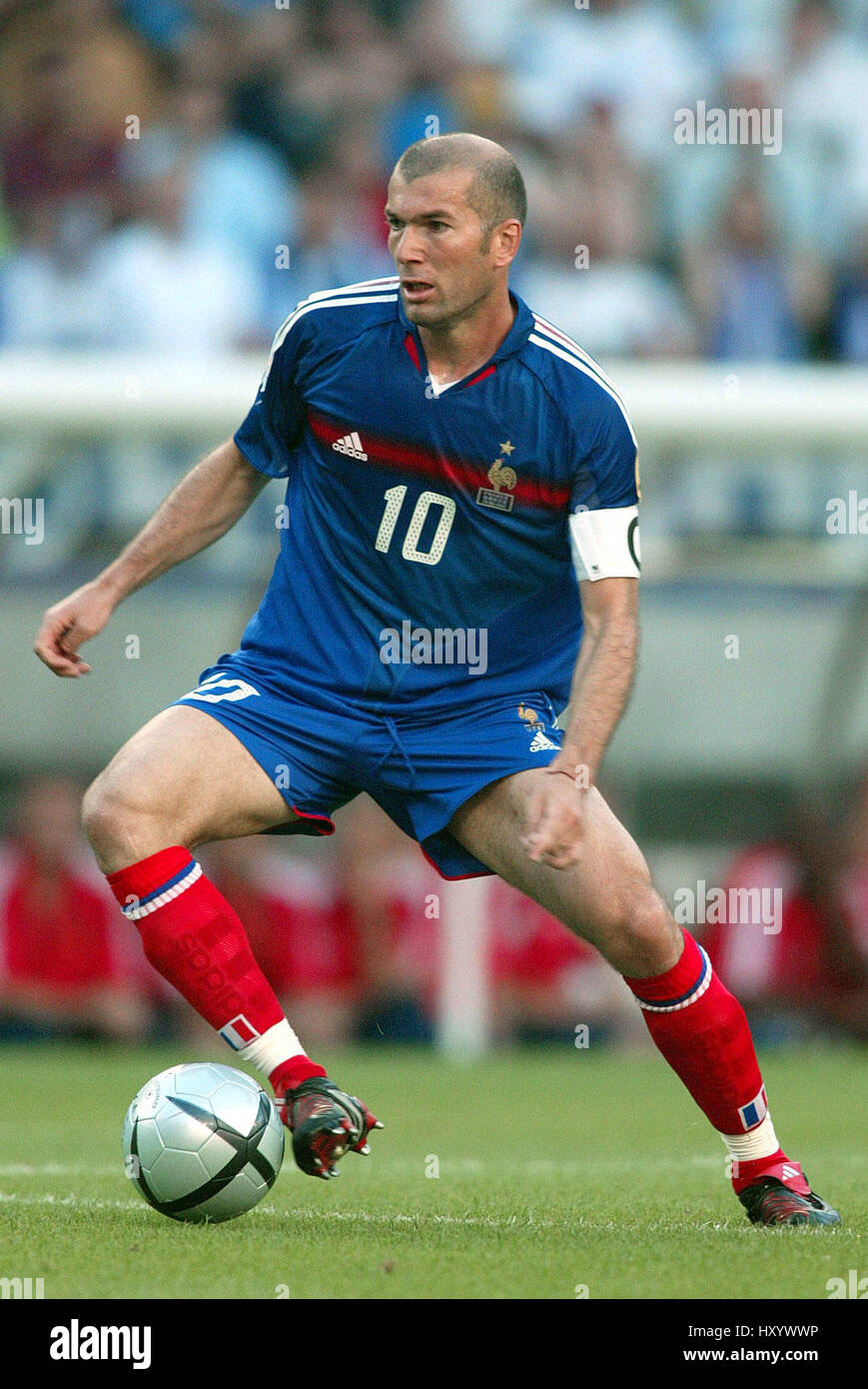 ZINEDINE ZIDANE FRANCE & REAL MADRID CF JOSE ALVALADE STADIUM LISBON ...