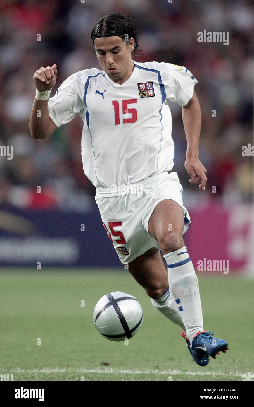 MILAN BAROS CZECH REPUBLIC & LIVERPOOL FC DRAGO STADIUM PORTO PORTUGAL ...
