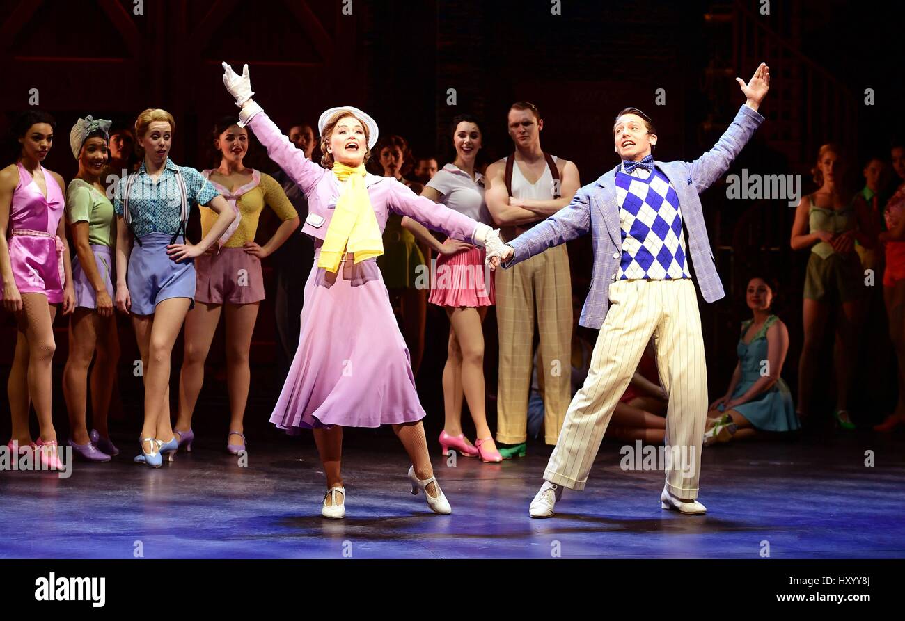 Clare halse appearing on stage hi-res stock photography and images - Alamy