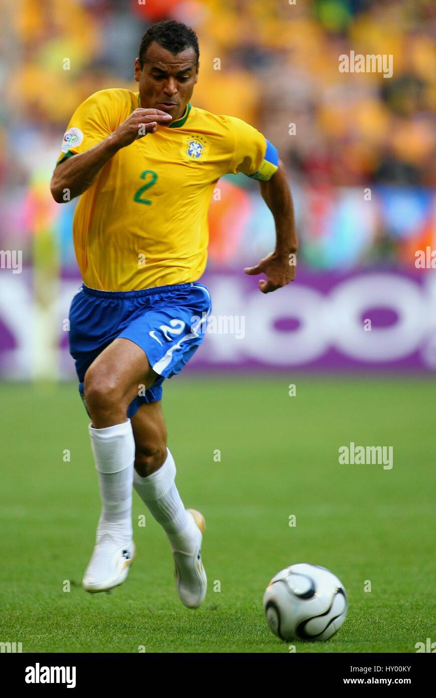 Cafu milan hi-res stock photography and images - Alamy