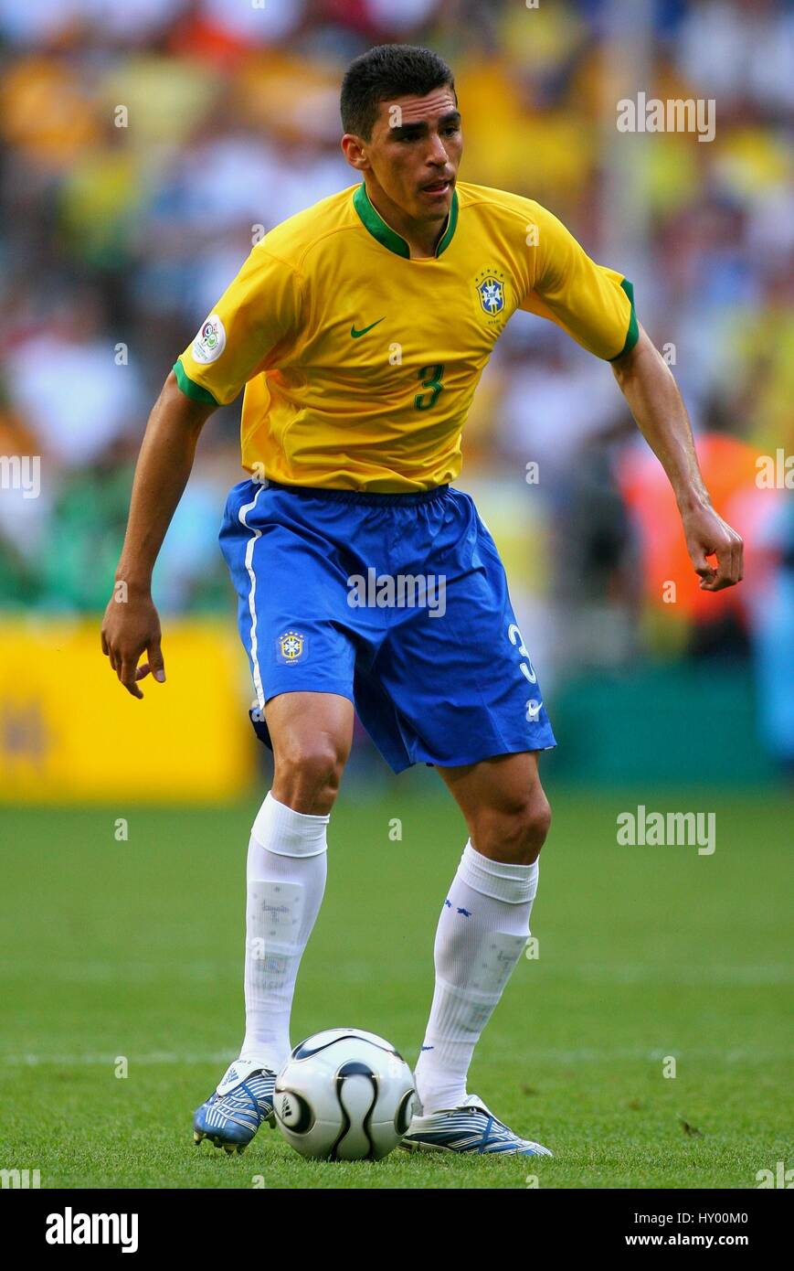 Lúcio bayern munich hi-res stock photography and images - Alamy