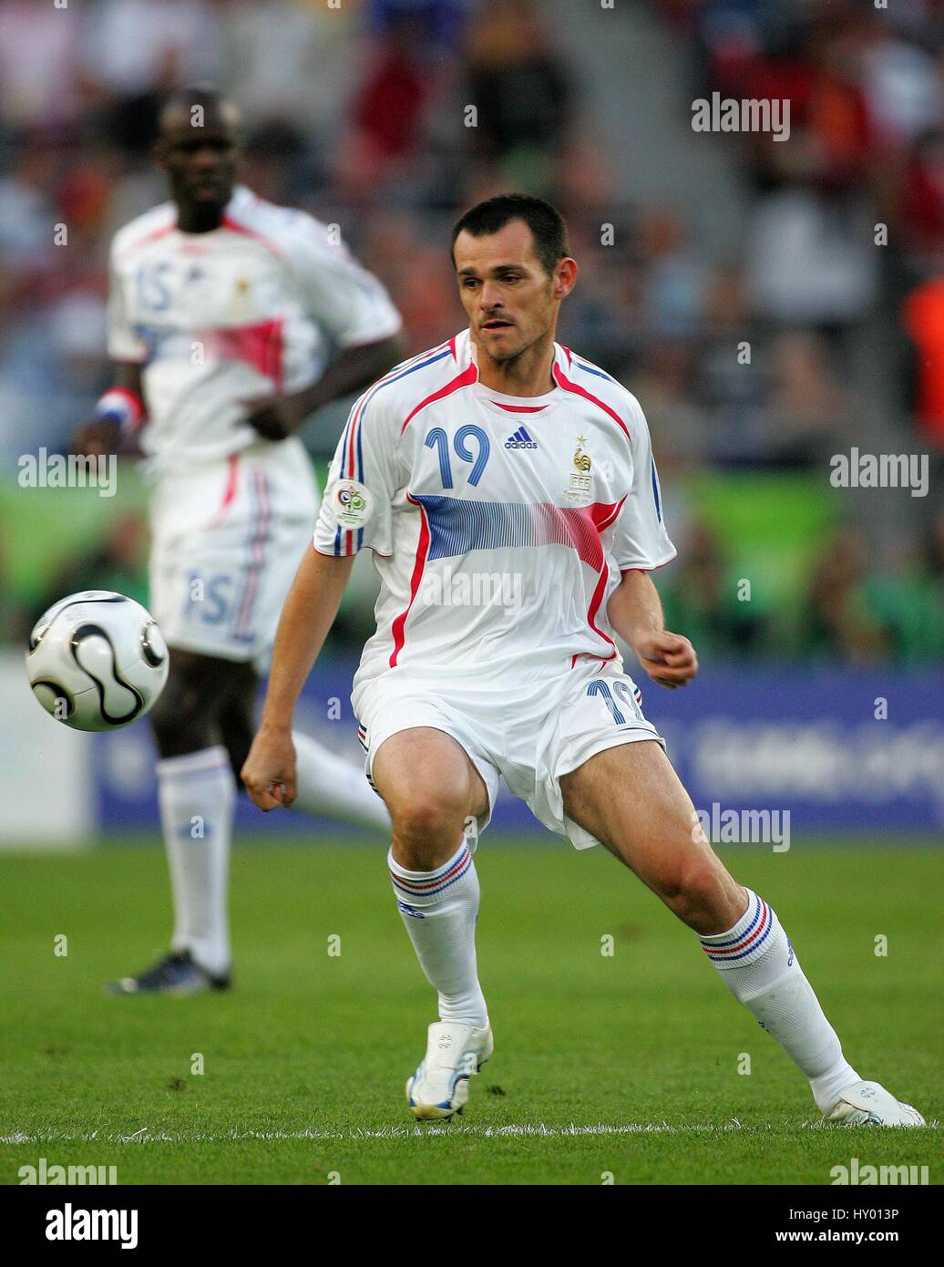 WILLY SAGNOL FRANCE & BAYERN MUNICH HANNOVER GERMANY 27 June 2006 Stock ...