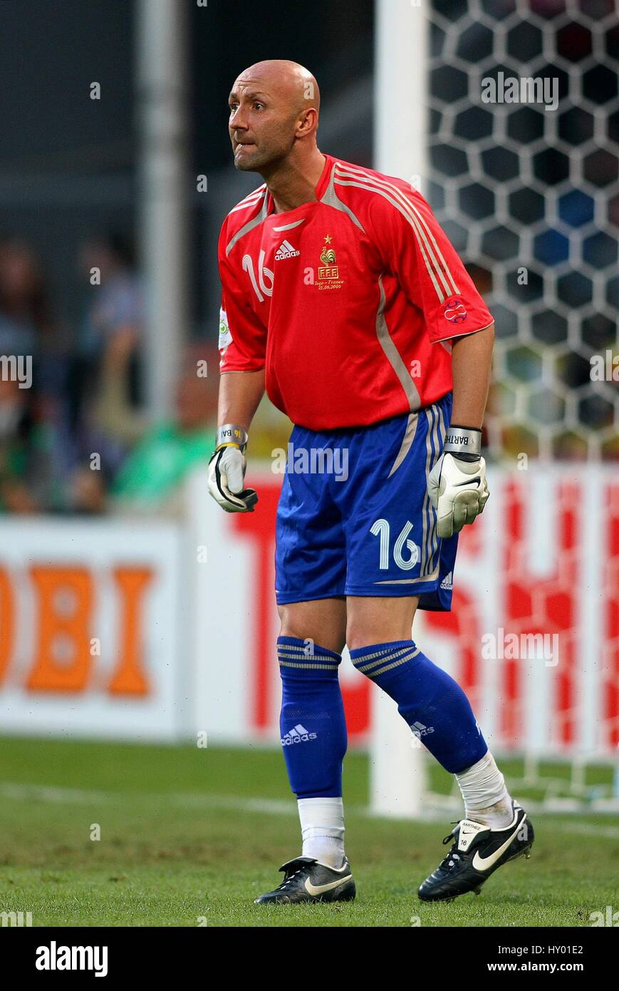 FABIEN BARTHEZ FRANCE & OLYMPIQUE MARSEILLE WORLD CUP RHEIN ENERGIE ...